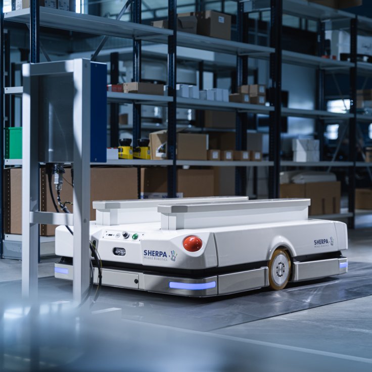 AGV Partner & Customers with integrated wireless charging - Wiferion