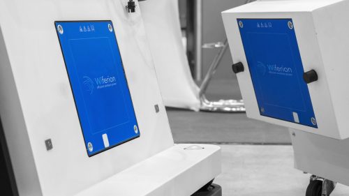 Installation for inductive charging & charging station in industry